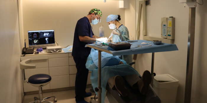 Dr. Ramón Sieira Gil, Cirujano Maxilofacial en Barcelona